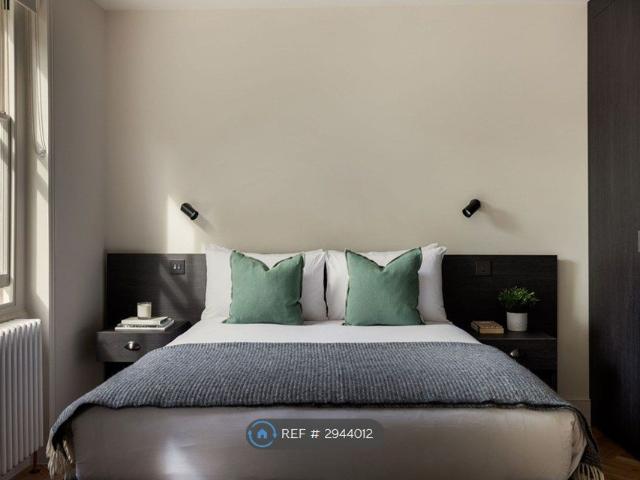 Princes Square, London W2, Studio to rent, £3,640 pcm | PrimeLocation