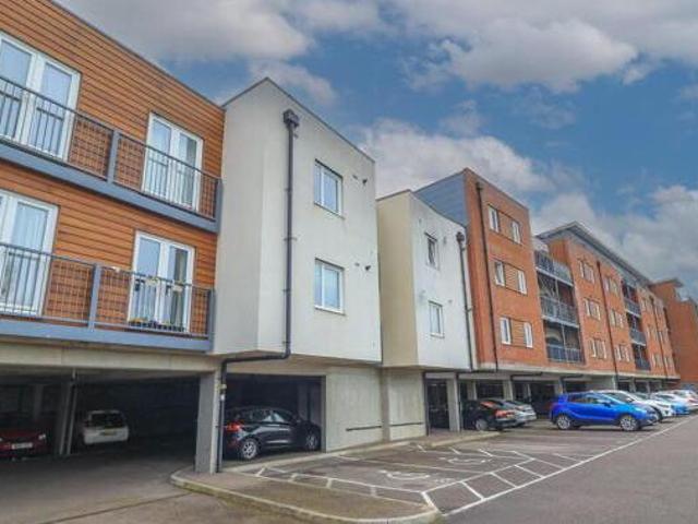 Princes Way, Bletchley, 1 Bedroom Flat