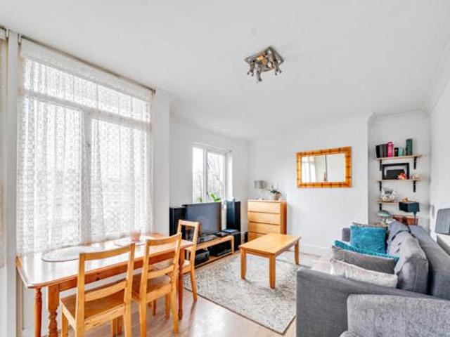 Princes Way, London, 3 Bedroom Apartment