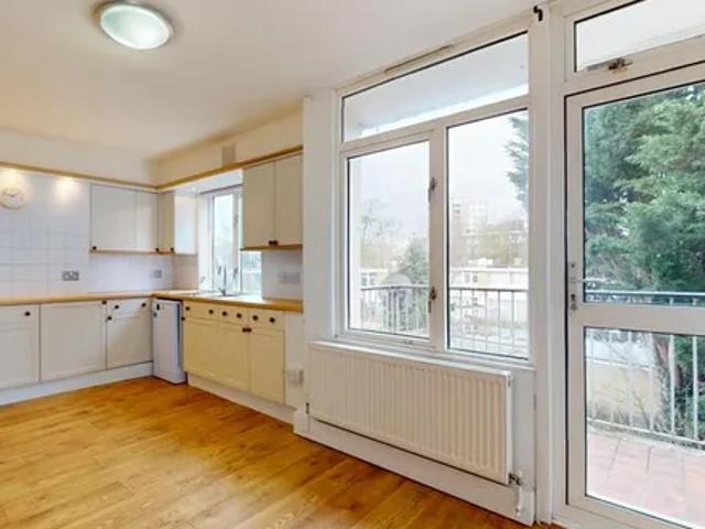 Princes Way, London, SW19 6QJ, United Kingdom | 4 bed apartment for rent #139268593 | Rentberry