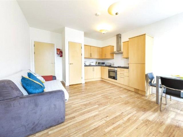 Princess Victoria Street, Clifton, Bristol BS8, 4 bed shared accommodation to rent, £2,500 pcm | PrimeLocation