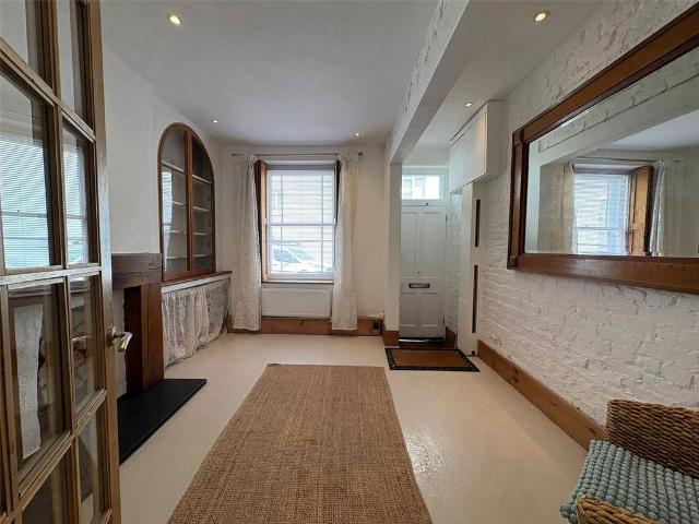 Princess Victoria Street, Bristol. 3 bed link detached house to rent £2,995 pcm £691 pw