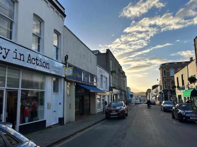 Princess Victoria Street, Bristol BS8 2 bed apartment to rent £2,000 pcm £462 pw