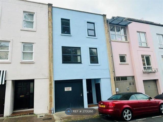 Princess Victoria Street, Bristol BS8, 4 bed terraced house to rent, £3,000 pcm | PrimeLocation
