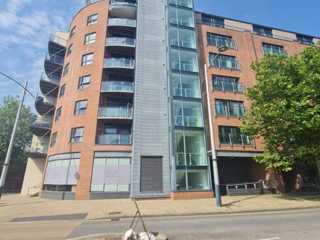 Princess Way, Swansea SA1, 2 bed flat to rent, £1,200 pcm | PrimeLocation