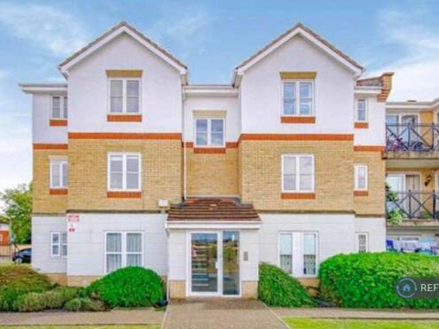 Princess Alice Way, London, 2 Bedroom Flat