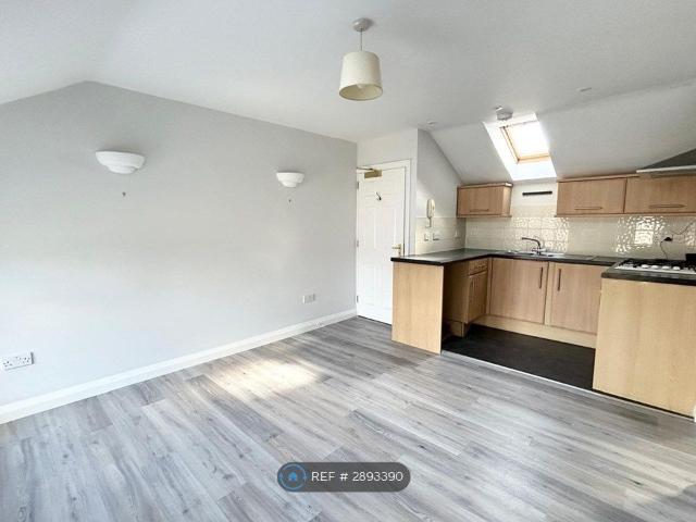 Princess Court, Burton On Trent DE14, 1 bed flat to rent, £650 pcm | PrimeLocation