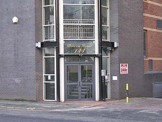 Princess House, 144 Princess Street. 1 bed flat to rent £1,000 pcm £231 pw