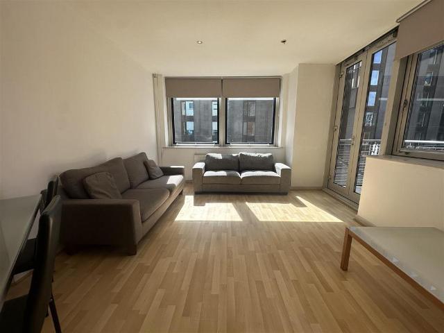 Princess House City Centre 2 bed apartment to rent £1,450 pcm £335 pw