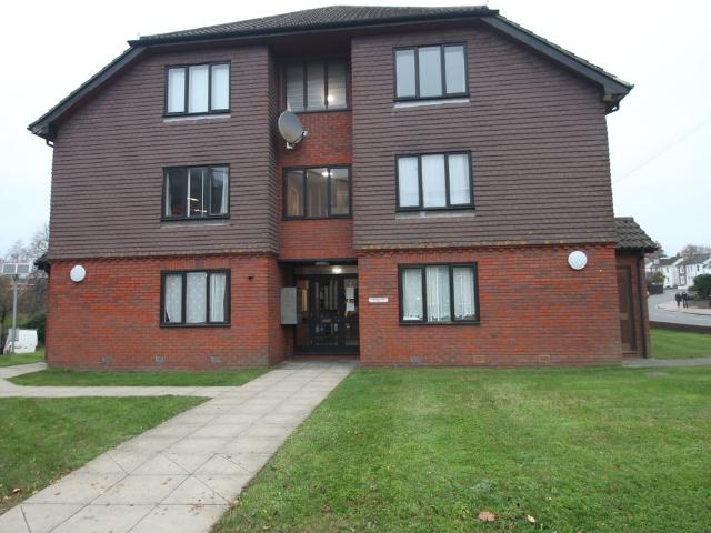 Princess House, Redhill RH1, 1 bed flat to rent, £1,250 pcm | PrimeLocation