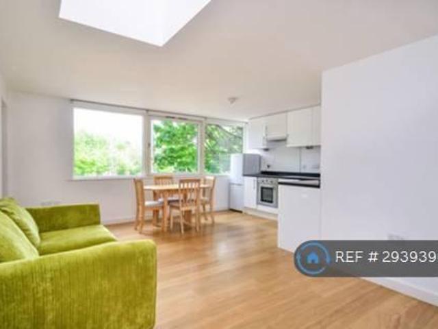 Princess Louise Building, London, SE8 2 bed flat to rent £2,000 pcm £462 pw