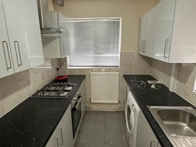 Princess Road, Manchester M20 4 bed semi detached house to rent £1,795 pcm £414 pw