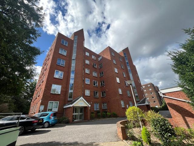 Princess Road, Poole BH12, 2 bed flat to rent, £1,350 pcm | PrimeLocation