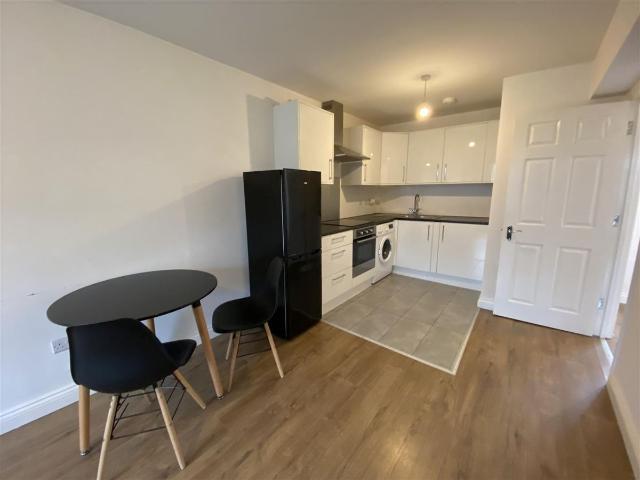 Princess Road West, Leicester LE1, 1 bed flat to rent, £825 pcm | PrimeLocation