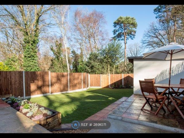 Princess Road, Woking GU22, Room to rent, £900 pcm | PrimeLocation