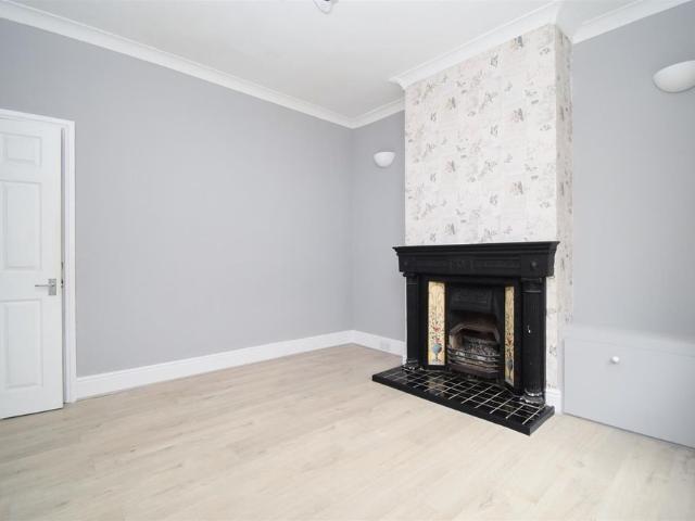 Princess Street, Outwood