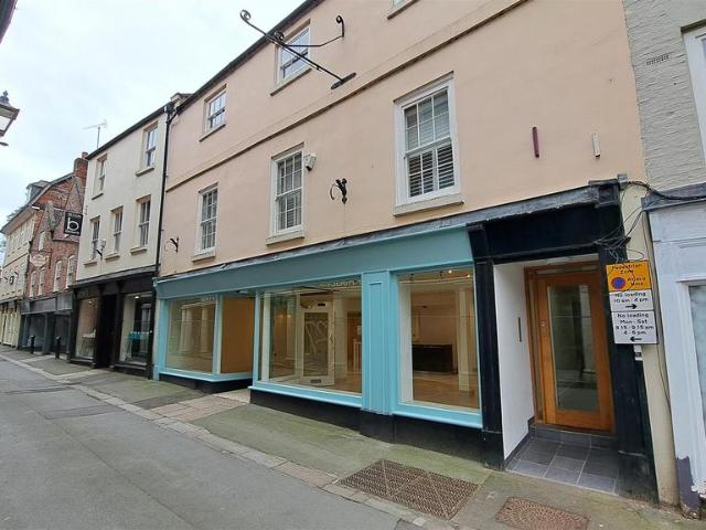 Princess Street, Shrewsbury House to rent £2,042 pcm £471 pw
