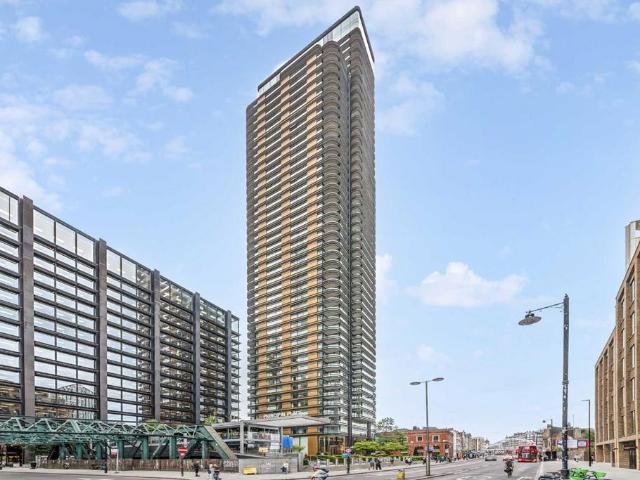 Principal Place, London EC2A 1 bed flat to rent £3,200 pcm £738 pw