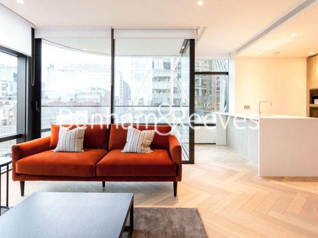 Principal Place, London EC2A 2 bed apartment to rent £4,700 pcm £1,085 pw