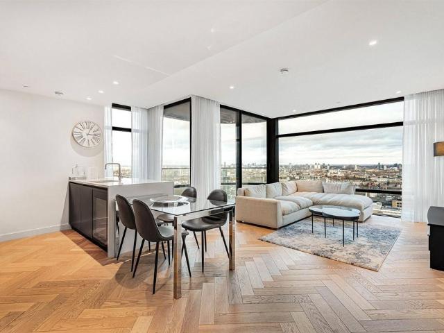 Principal Place, Worship Street. 2 bed apartment to rent £5,200 pcm £1,200 pw