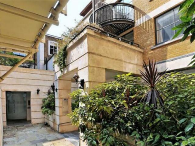 Printers Inn Court, Cursitor Street. Studio to rent £1,299 pcm £300 pw