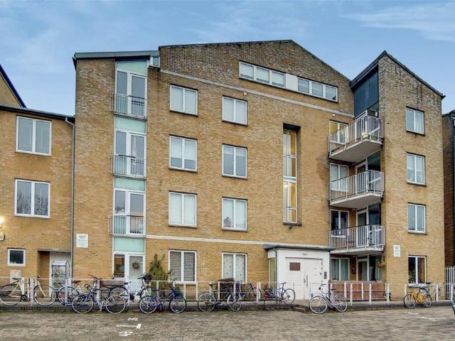 Printers Mews, Old Ford Road, London, E3 1 bed apartment to rent £1,850 pcm £427 pw