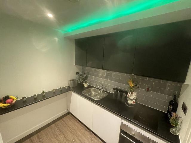 Printworks, Hodgson Street S3, 2 bed flat to rent, £825 pcm | PrimeLocation