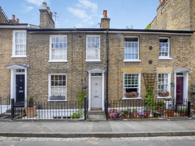 Prior Street, London SE10, 2 bed terraced house to rent, £3,500 pcm | PrimeLocation