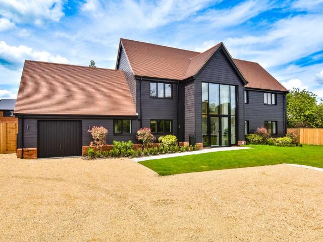 Priors Hall Farm, Lindsell 4 bed barn conversion to rent £3,700 pcm £854 pw