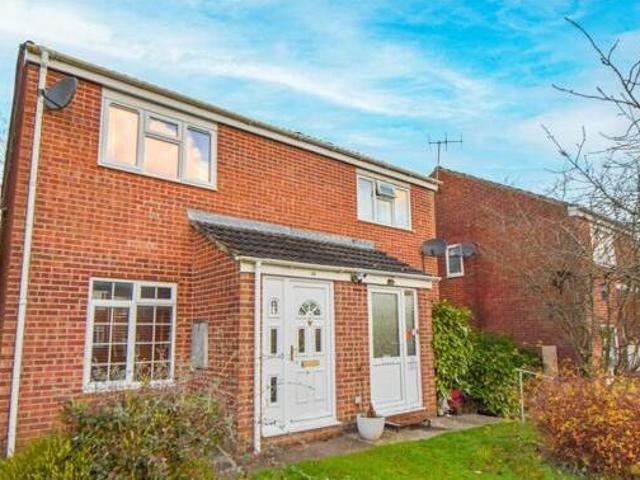 Priorsfield, Marlborough, 2 Bedroom Semi detached