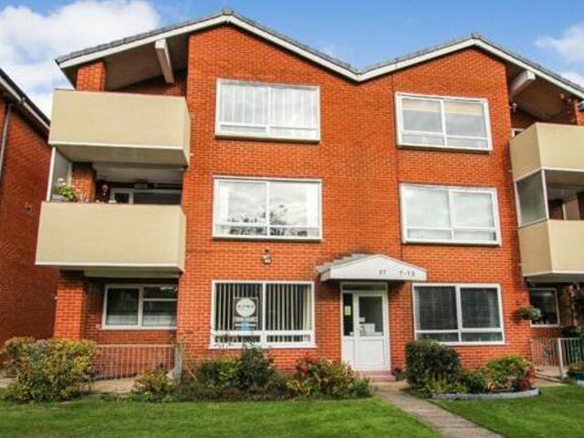 Priory Court, St. Annes Road East, 2 Bedroom Flat