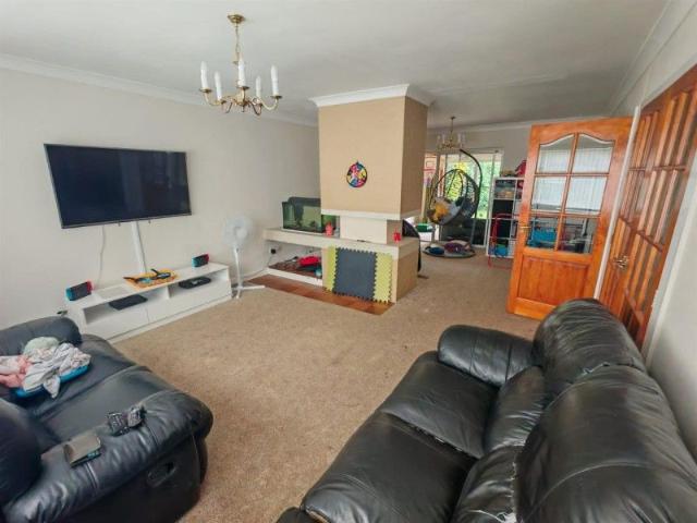Priory Close, Deeping St. James, Peterborough