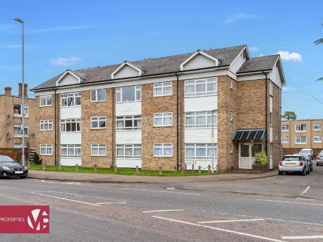 Priory Close, Hoddesdon EN11, 1 bed flat to rent, £1,150 pcm | PrimeLocation