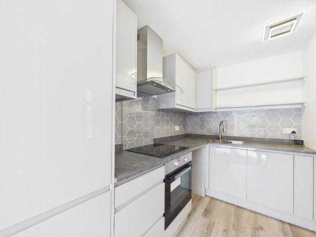 Priory Avenue, High Wycombe, Buckinghamshire,HP13