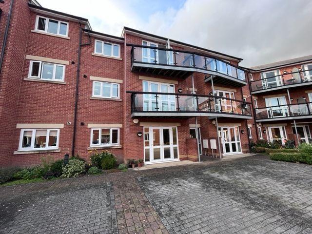 Priory Avenue, Taunton TA1, 2 bed flat to rent, £1,350 pcm | PrimeLocation