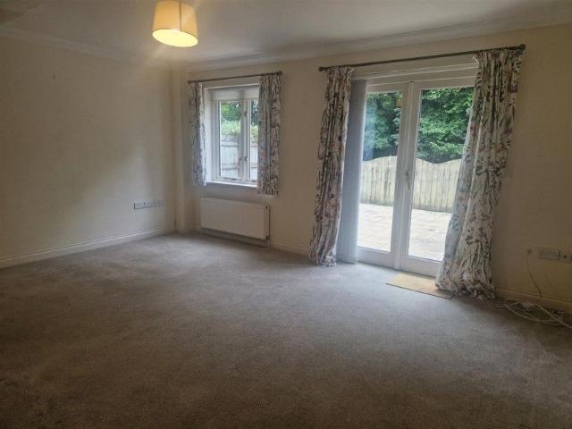 Priory Mews, Launceston