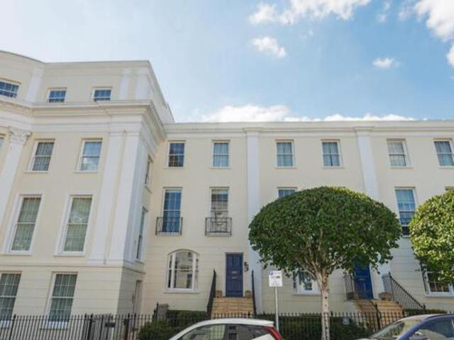 Priory Street, Cheltenham, 2 Bedroom Apartment