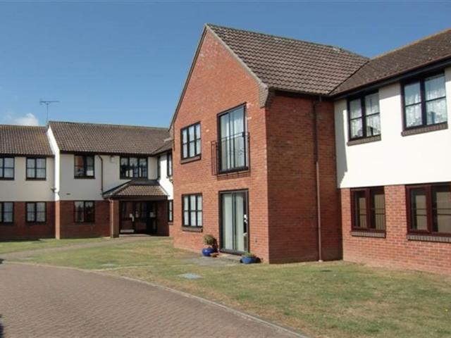 Priory Park, St Osyth, Clacton On Sea CO16, 1 bed flat to rent, £1,025 pcm | PrimeLocation