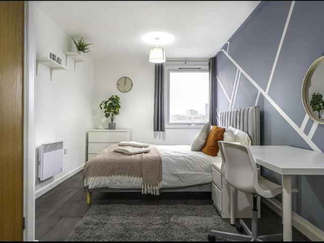 Priory Place, Coventry CV1, 2 bed flat to rent, £1,400 pcm | PrimeLocation