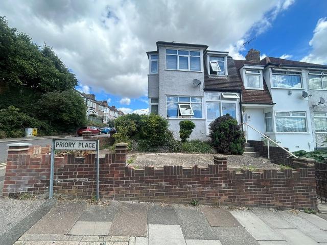 Priory Place, Dartford DA1, 3 bed property to rent, £1,850 pcm | PrimeLocation