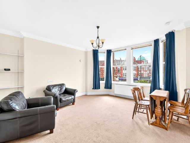Priory Road, Crouch End, London N8, 2 bed flat to rent, £2,195 pcm | PrimeLocation