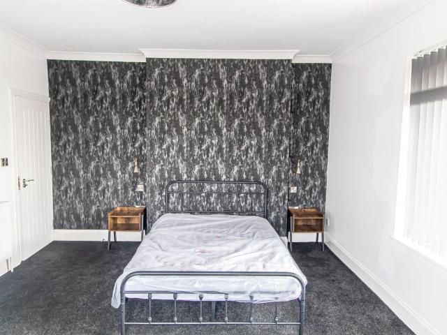 Priory Road, Gedling, Nottingham NG4, Room to rent, £700 pcm | PrimeLocation