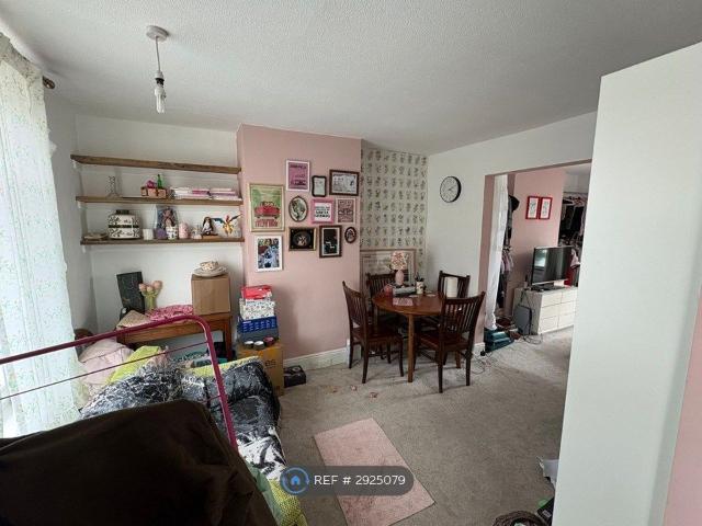 Priory Road, Gosport PO12, Studio to rent, £800 pcm | PrimeLocation