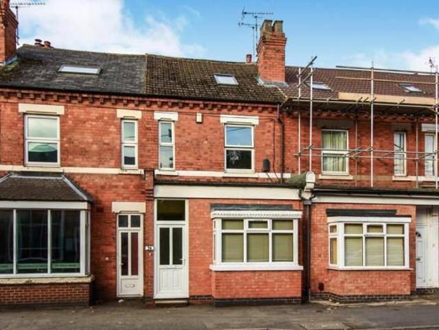 Priory Road, Kenilworth CV8, 2 bed flat to rent, £975 pcm | PrimeLocation