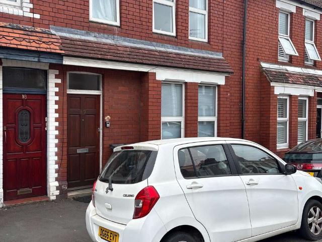 Priory Road Room B
