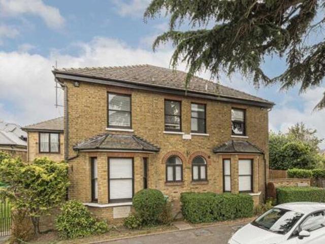 Priory Walk, Staines Road East, 1 Bedroom Retirement