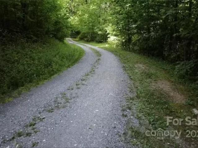 Pristine mountain property in a gated community