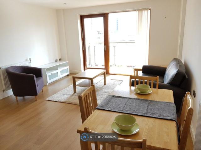 Pryce House, Bow, London E3, 2 bed flat to rent, £2,050 pcm | PrimeLocation