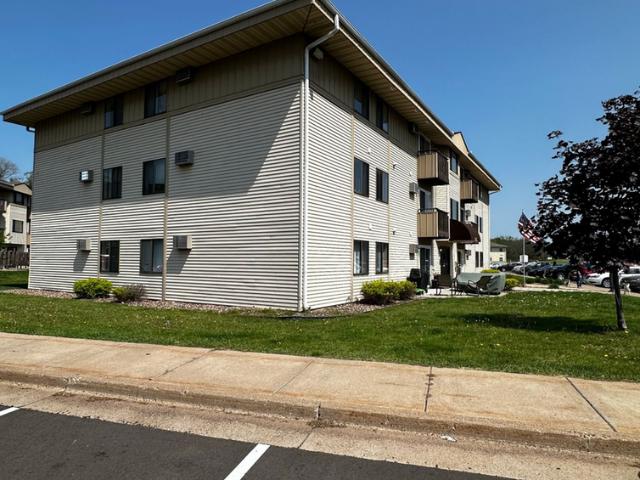 PU400X 1 Bedroom Apartment for Rent at 400 Pumphouse Rd, Chippewa Falls, WI 54729