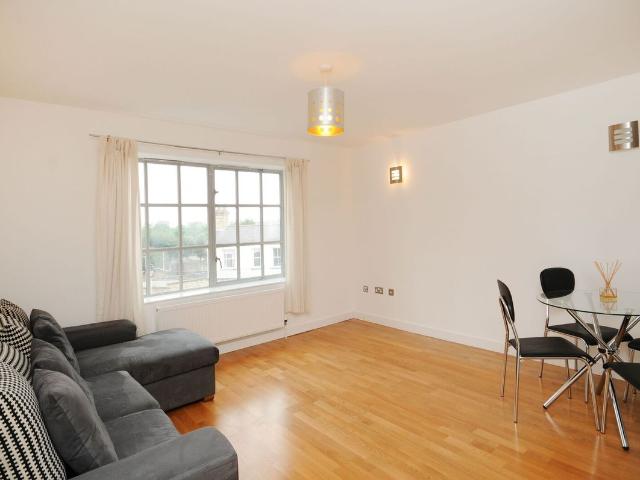 Pump House Close, Canada Water, London SE16, 1 bed flat to rent, £2,145 pcm | PrimeLocation